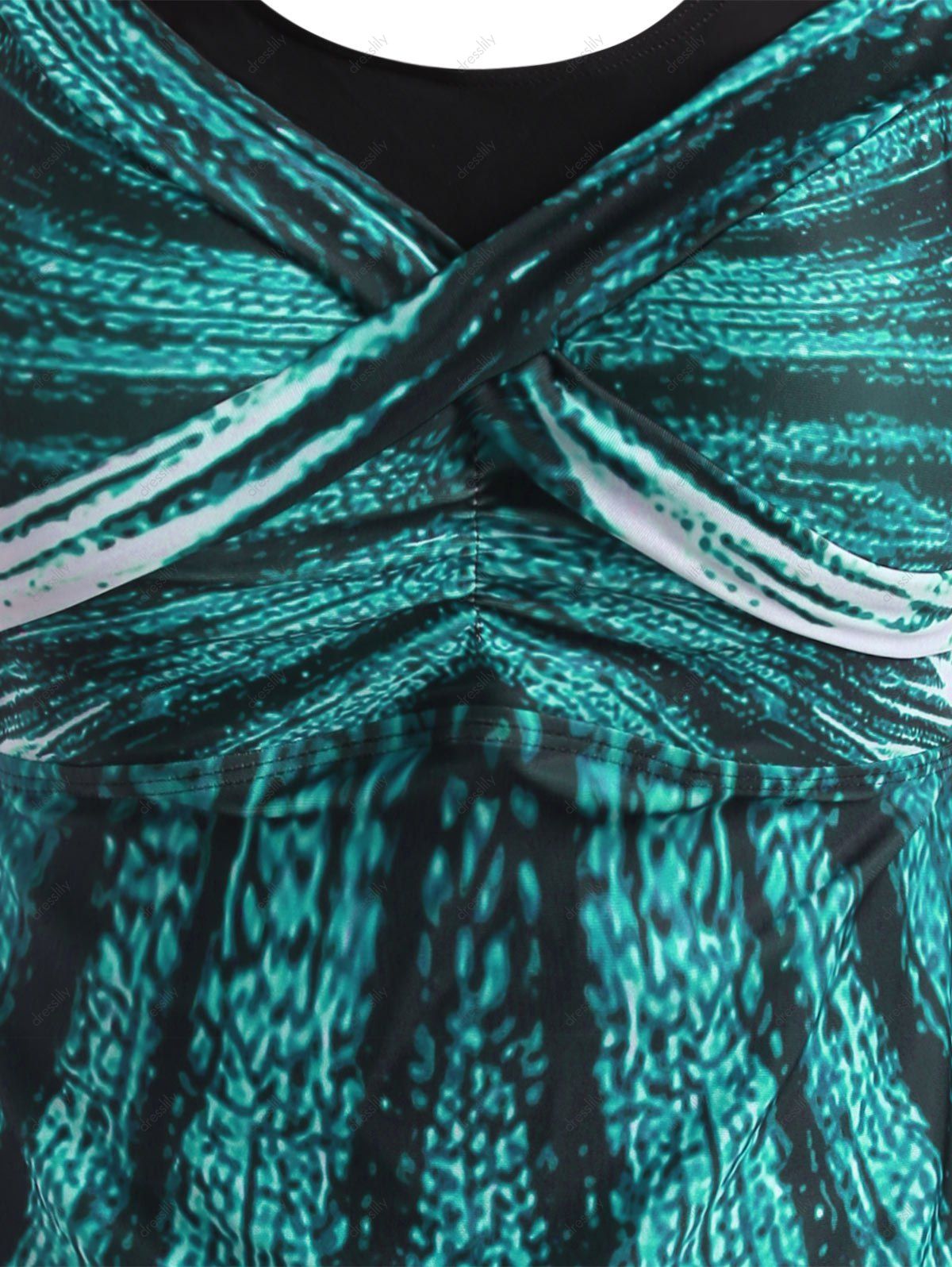 [25% OFF] 2021 Ombre Halter Twisted Backless Tankini Swimwear In LIGHT ...